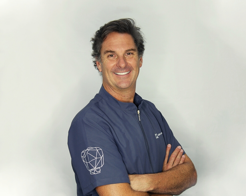 Dr Eduardo Crooke - Dental Treatment In Spain